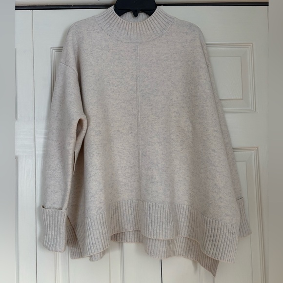 Club Monaco | Sweaters | Club Monaco Cashmere Blend Swing Sweater ...